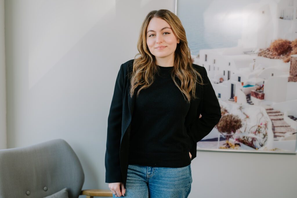 Gal Zohar, M.Ed. | Psychotherapist | Resiliency Clinic